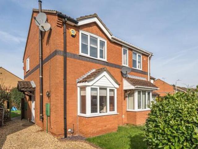 2 Bedroom Semi detached House For Sale In Lincoln, Lincolnshire
