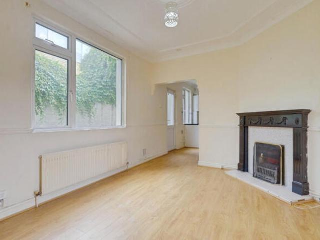 2 bedroom semi detached house for sale in Lifstan Way, Southend On Sea, SS1