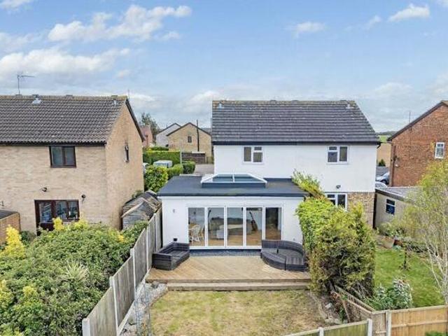 2 Bedroom Semi detached House For Sale In Little Wakering, Essex
