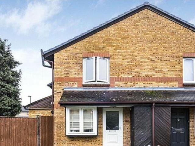 2 Bedroom Semi detached House For Sale In London
