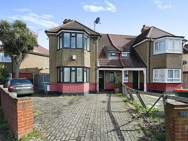 2 Bedroom Semi detached House For Sale In London