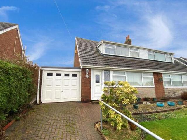 2 Bedroom Semi detached House For Sale In Longridge