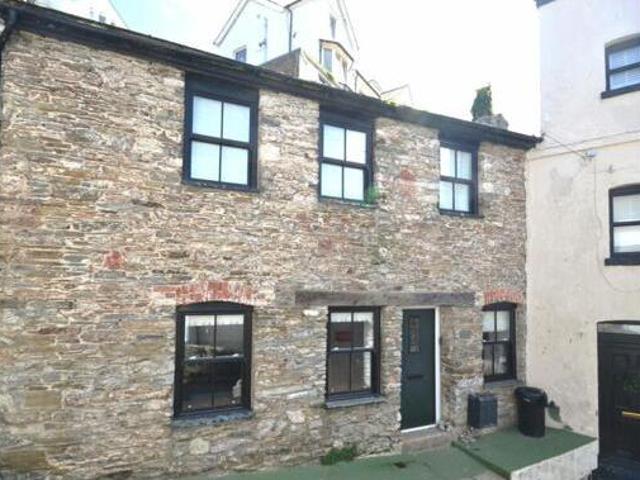 2 Bedroom Semi detached House For Sale In Looe