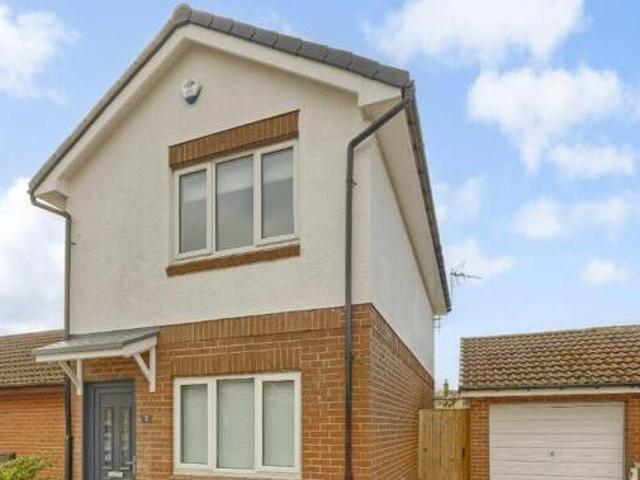 2 Bedroom Semi detached House For Sale In Ls16 ~ In Proximity To A Wide Range Of Good Schools, Shops