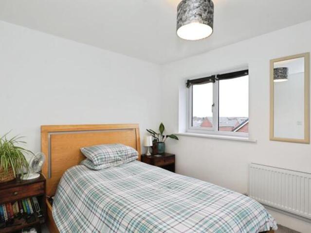2 bedroom semi detached house for sale in Luscian Ware Close, Burslem, Stoke on trent, ST6