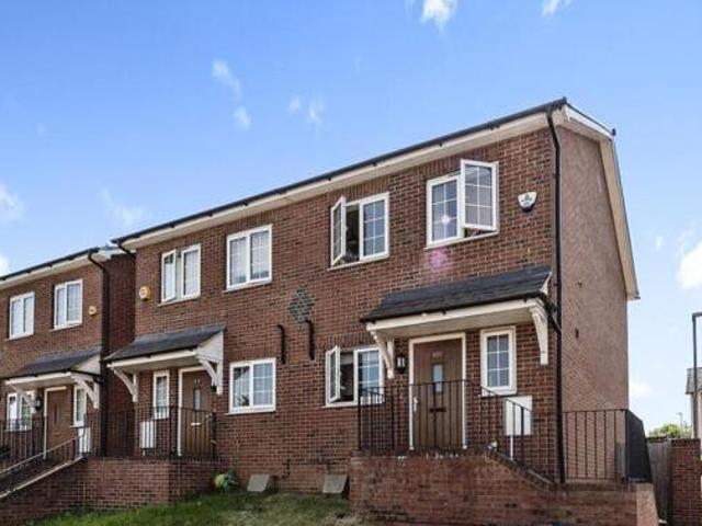 2 Bedroom Semi detached House For Sale In Luton, Bedfordshire