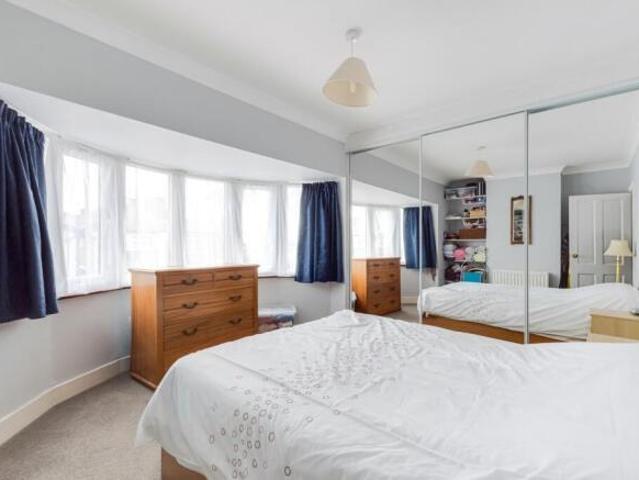 2 bedroom semi detached house for sale in Lyme Road, Welling, DA16