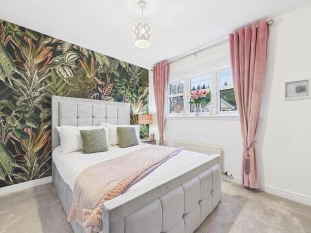 2 bedroom semi detached house for sale in Manus Duddy Court, Glasgow, G72