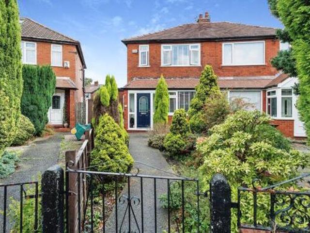 2 Bedroom Semi detached House For Sale In Manchester, Greater Manchester