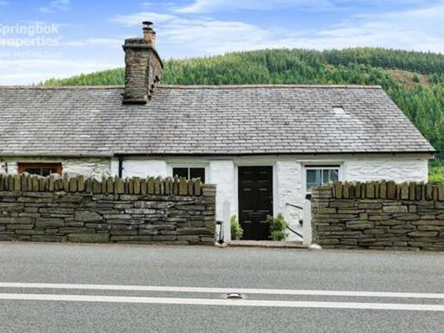 2 Bedroom Semi detached House For Sale In Machynlleth