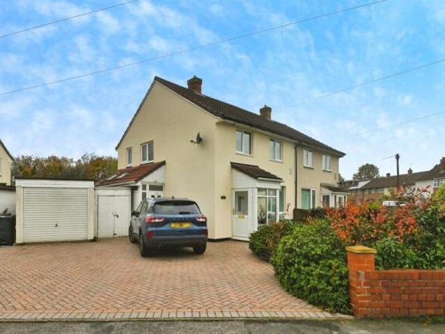 2 bedroom semi detached house for sale in Mackadown Lane, Birmingham, B33