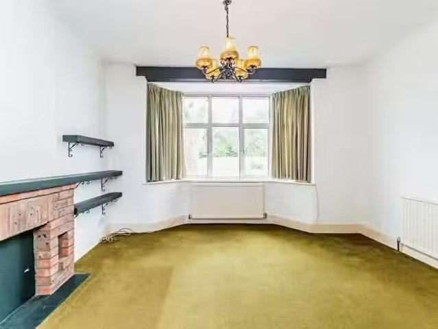 2 Bedroom Semi Detached House For Sale In Main Road, Westerham.