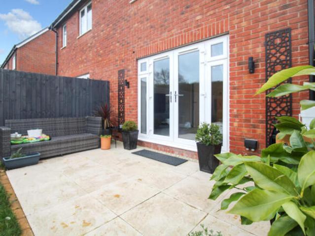 2 bedroom semi detached house for sale in Maple Lane, Burton Green, Kenilworth, Warwickshire, CV8