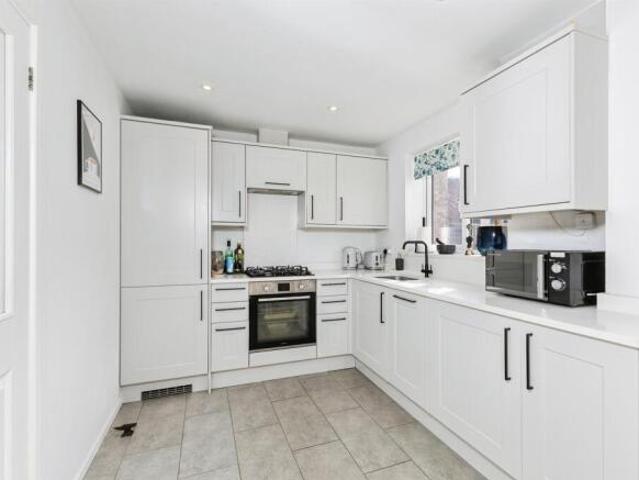 2 bedroom semi detached house for sale in Marefield, Lower Earley, Reading, RG6