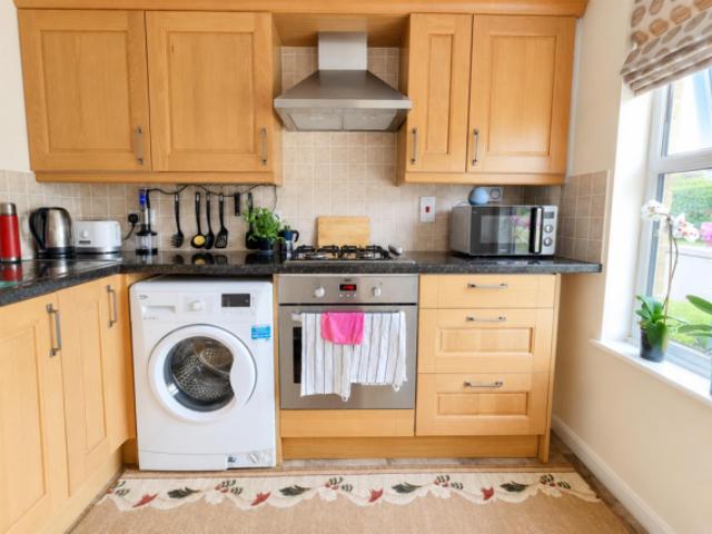 2 bedroom semi detached house for sale in Meltham Close, Beau Manor, Northampton NN3