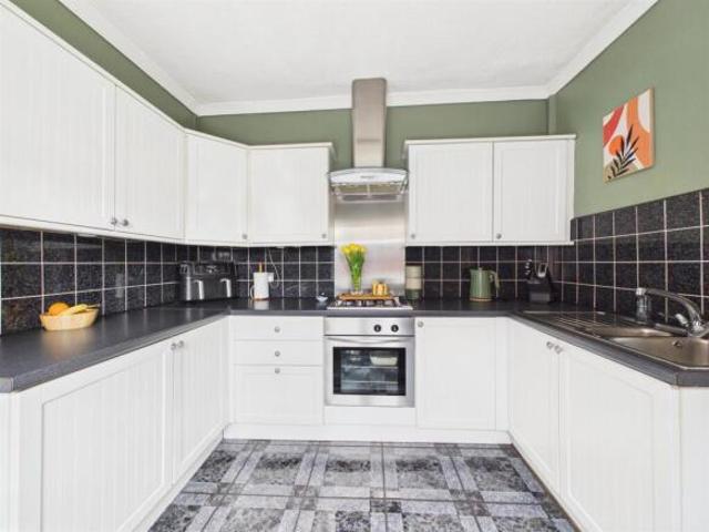 2 bedroom semi detached house for sale in Melbourne Street East, Gloucester, GL1