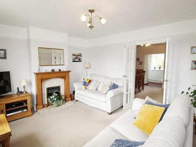 2 bedroom semi detached house for sale in Middle Lane, Grenoside, Sheffield, S35