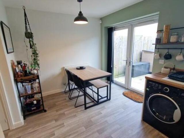 2 bedroom semi detached house for sale in Middlesex Road, HU8 0AF, HU8