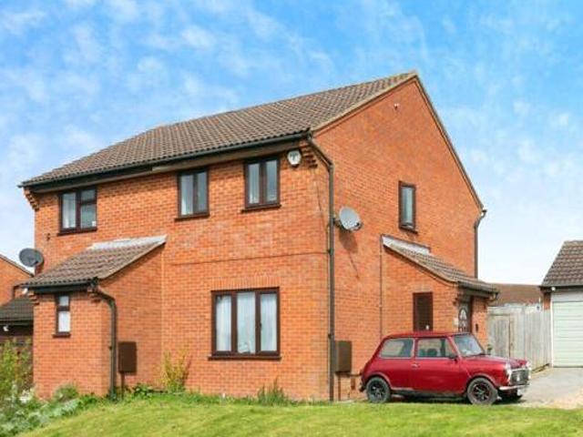 2 Bedroom Semi detached House For Sale In Milton Keynes, Buckinghamshire