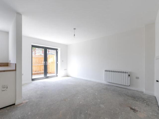 2 bedroom semi detached house for sale in Milton On Stour, Gillingham, SP8 5, SP8