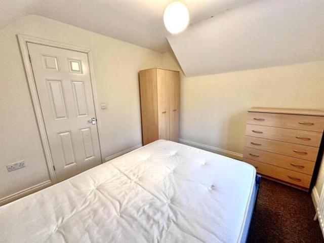 2 bedroom semi detached house for sale in Milvery Way, Littlemore, Oxford, OX4