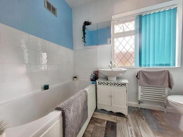 2 bedroom semi detached house for sale in Mill Pit Lane, Leeds, LS26