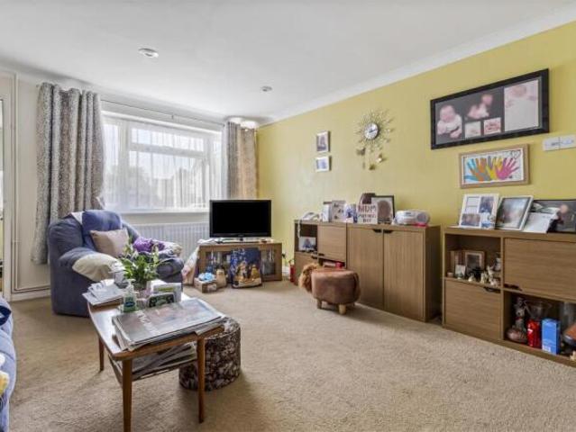 2 bedroom semi detached house for sale in Montreal Way, Worthing, BN13