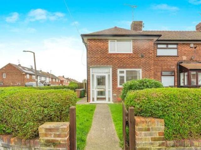 2 Bedroom Semi detached House For Sale In Moreton