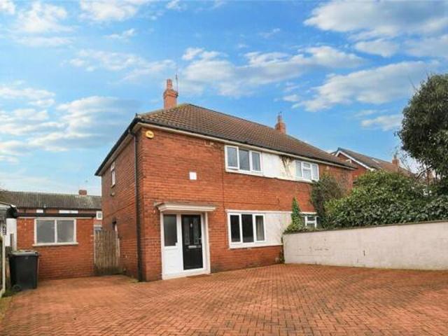 2 Bedroom Semi detached House For Sale In Morley, Leeds