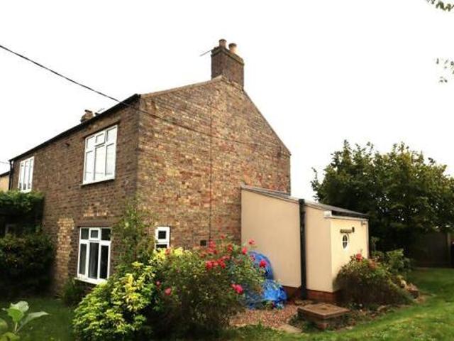 2 Bedroom Semi detached House For Sale In Nettleham