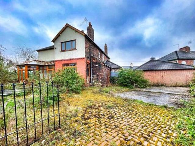 2 Bedroom Semi detached House For Sale In Newcastle, Staffordshire