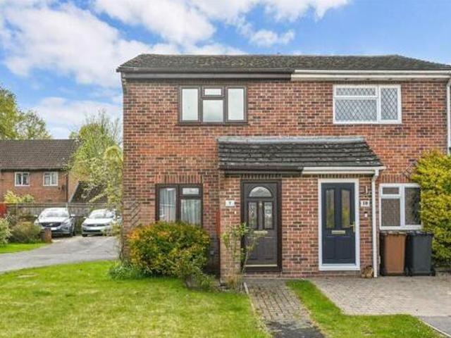 2 Bedroom Semi detached House For Sale In North Baddesley
