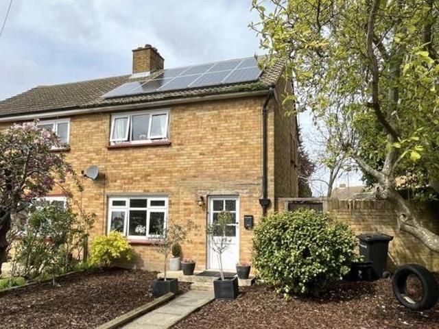 2 Bedroom Semi detached House For Sale In Northfleet, Gravesend
