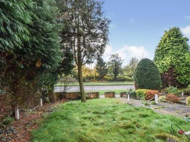 2 Bedroom Semi detached House For Sale In Oadby