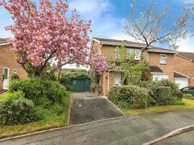 2 Bedroom Semi detached House For Sale In Oldbury, West Midlands
