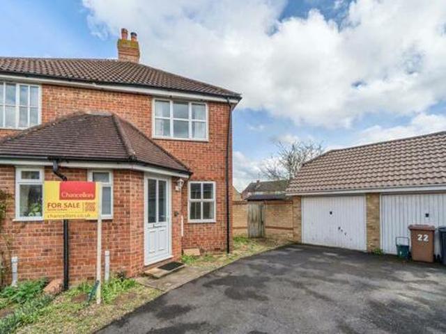 2 Bedroom Semi detached House For Sale In Oxfordshire