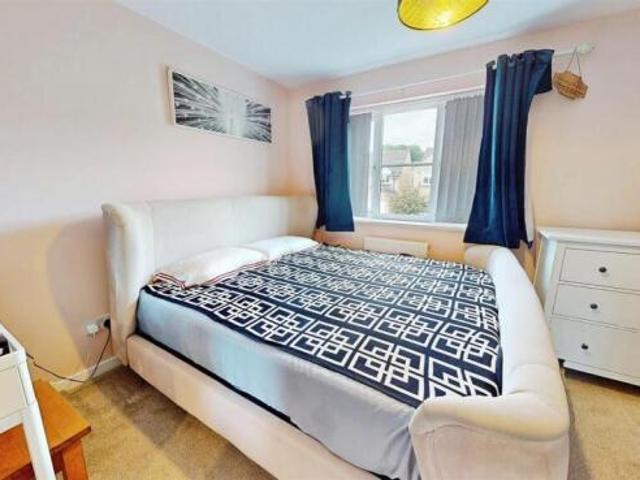 2 bedroom semi detached house for sale in Partridge Drive, Bradford, BD6