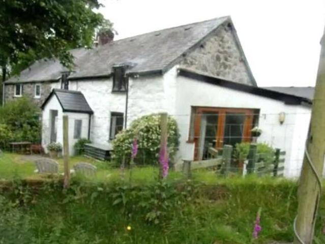2 Bedroom Semi detached House For Sale In Parc
