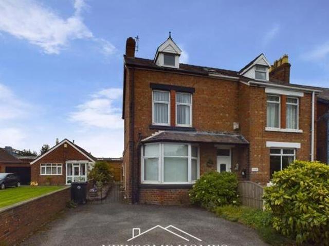 2 Bedroom Semi detached House For Sale In Pentre, Deeside