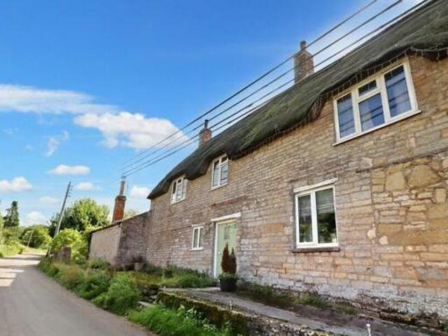 2 Bedroom Semi detached House For Sale In Peak Lane, Compton Dundon