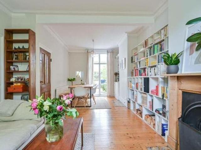 2 Bedroom Semi detached House For Sale In Peckham Rye, London