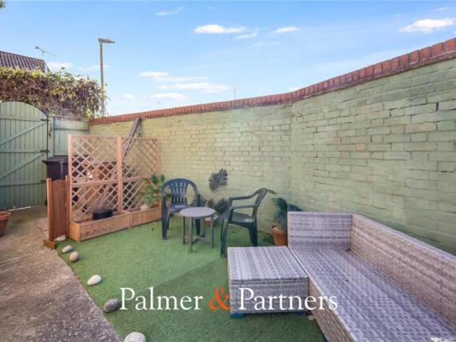 2 bedroom semi detached house for sale in Peggotty Close, Chelmsford, Essex, CM1