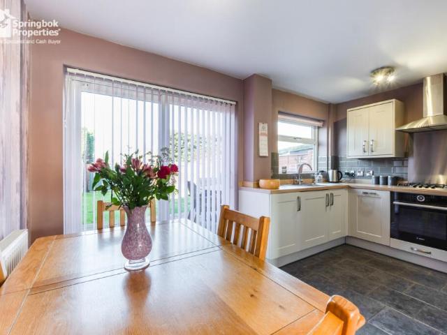 2 bedroom semi detached house for sale in Plumtree Way, Syston, Leicester, Leicestershire, LE7