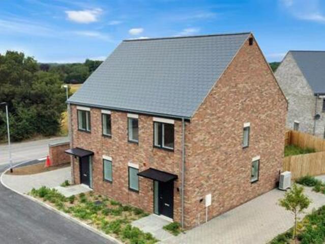 2 Bedroom Semi detached House For Sale In Quarry Lane