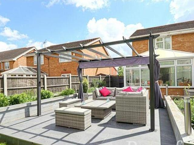 2 Bedroom Semi detached House For Sale In Rainham