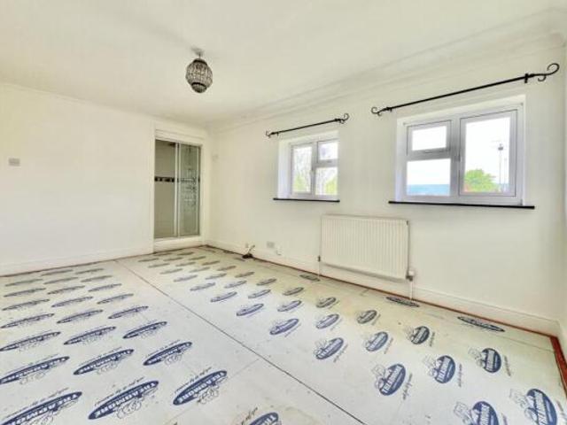 2 bedroom semi detached house for sale in Redhurst Drive, Wolverhampton, WV10