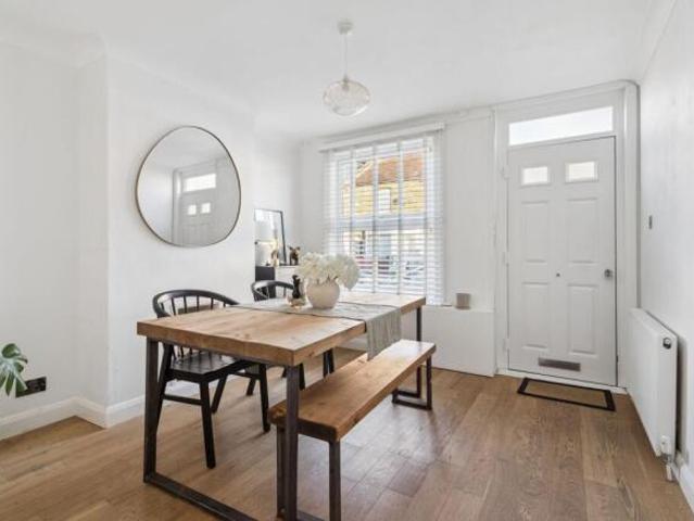 2 bedroom semi detached house for sale in Regent Street, Watford, WD24