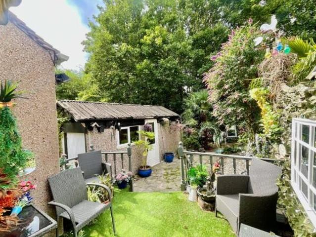 2 bedroom semi detached house for sale in Retford Road, Sheffield, S13 9RD, S13