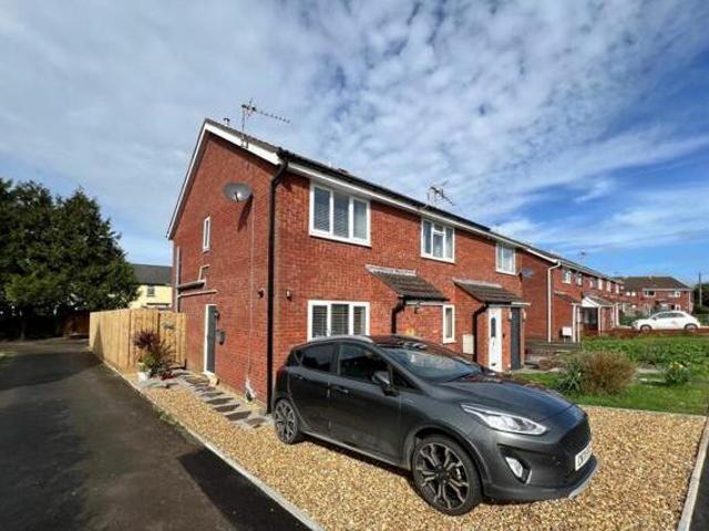 2 Bedroom Semi detached House For Sale In Rhoose