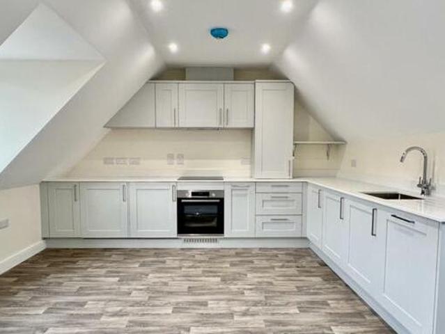 2 Bedroom Semi detached House For Sale In Ringwood